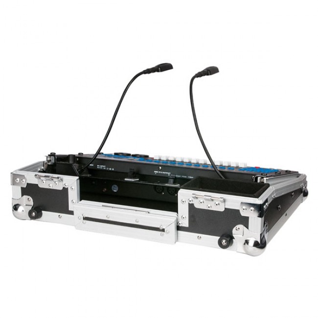 Showtec Creator Compact 32 fixtures